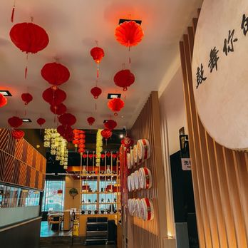 YYTIME - Updated May 2025 - 233 Photos & 56 Reviews - 3004 Payne Ave ...