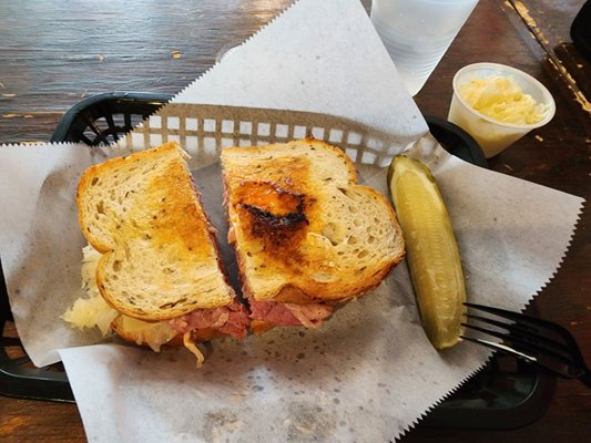 METRO DELI - Updated July 2025 - 120 Photos & 103 Reviews - 104 S ...