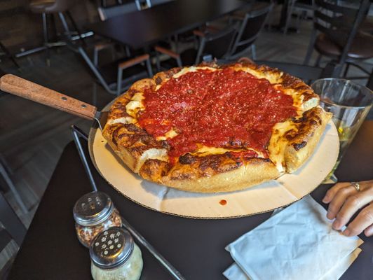 MAGOO’S PUB AND PIZZA - Updated January 2026 - 20 Photos & 22 Reviews ...