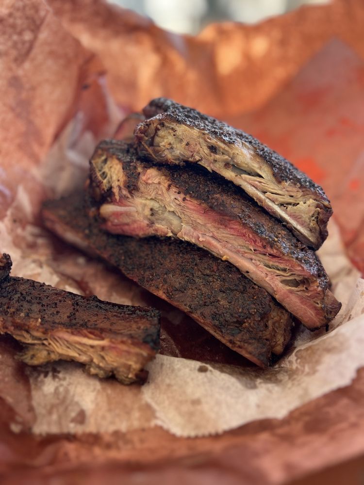 BYRON INN - Updated August 2025 - 11 Photos - 16141 Byron Hwy, Byron ...