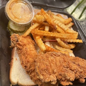 DAVE’S HOT CHICKEN - Updated October 2025 - 47 Photos & 43 Reviews - 529 Dr Calvin Jones Hwy ...