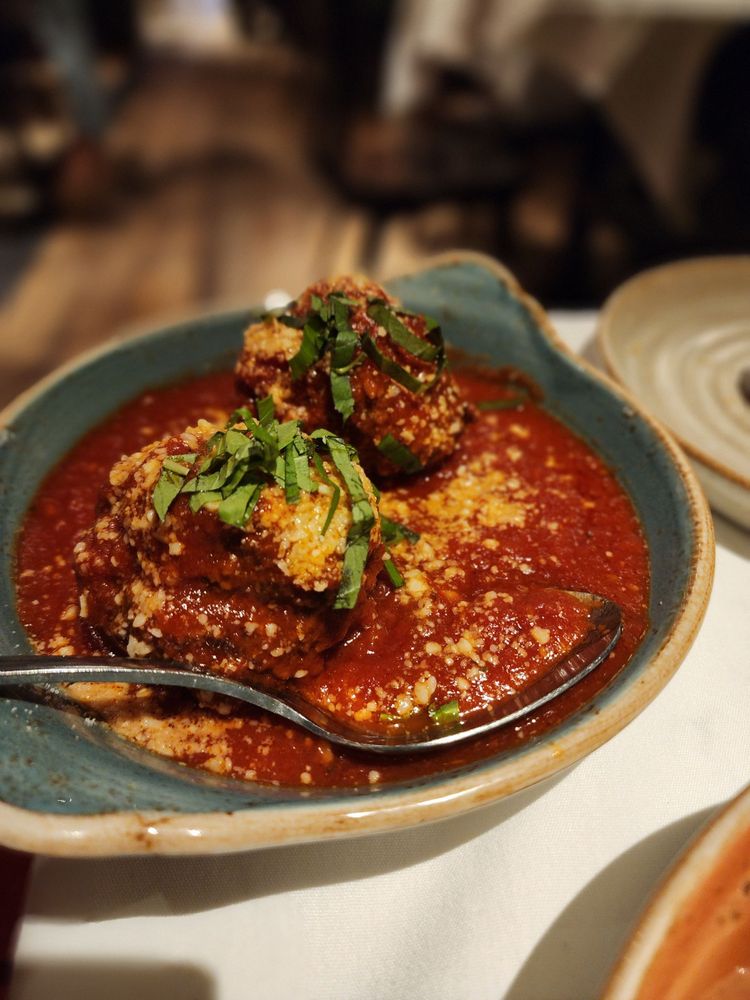 VIAGGIO RESTAURANT CHICAGO - Updated October 2025 - 493 Photos & 919 ...