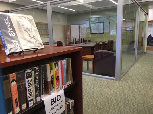 BRIGHTON MEMORIAL LIBRARY - Updated September 2025 - 27 Photos - 2300 ...