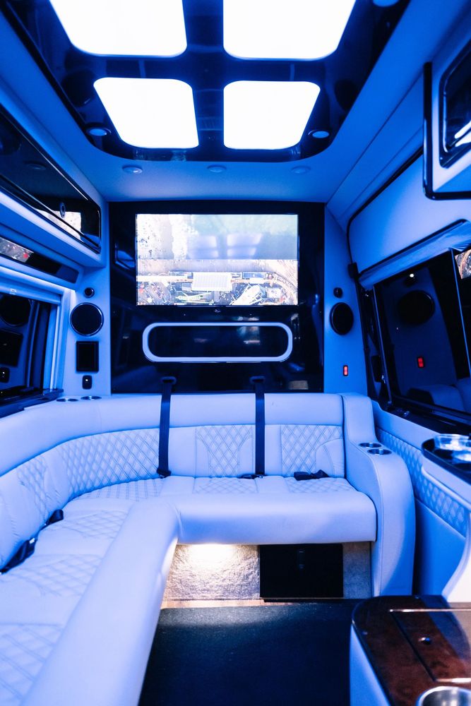 MIAMI SPRINTER VANS - Updated October 2025 - Request a Quote - 49 ...