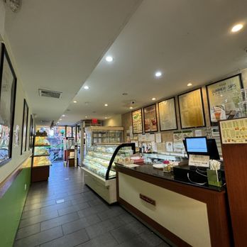 FAY DA BAKERY - Updated May 2025 - 282 Photos & 260 Reviews - 321 W 6th ...