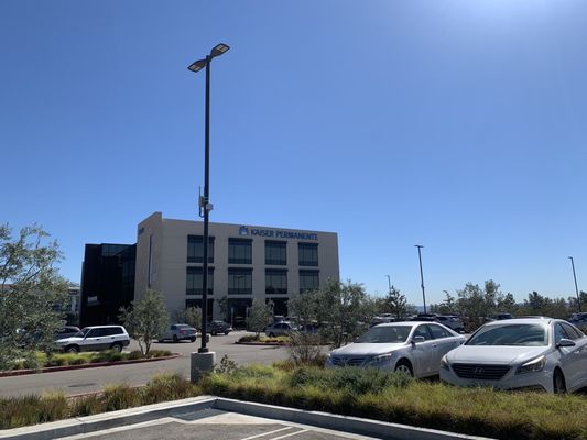 KAISER PERMANENTE PORTER RANCH MEDICAL OFFICES - Updated May 2025 - 70 ...