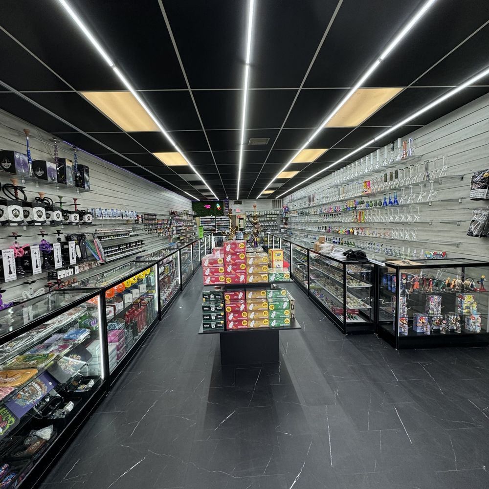 SMOKE ON 2 - Updated October 2025 - 10 Photos - 1200 Business 190 ...