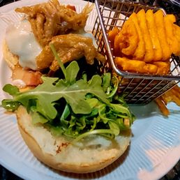 RED’S PLACE - Updated October 2025 - 198 Photos & 300 Reviews - 107 N ...