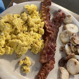 THE CASSELMAN RESTAURANT - Updated March 2025 - 41 Photos & 30 Reviews ...