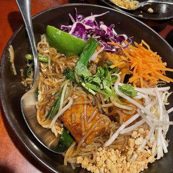 OCHA THAI KITCHEN & BAR - Updated July 2024 - 1271 Photos & 677 Reviews ...