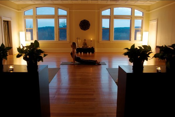 AH YOGA & WELLNESS CENTER - Updated March 2024 - 16 Photos - 9 ...