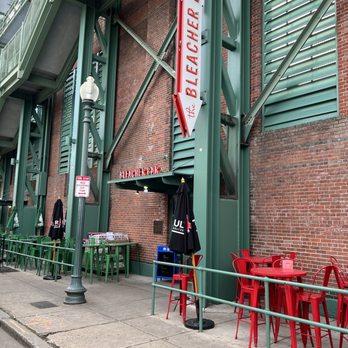 BLEACHER BAR - 560 Photos & 565 Reviews - 82 Lansdowne St, Boston ...