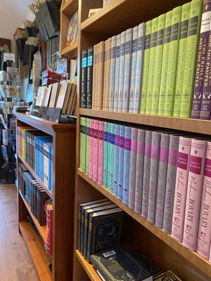 POET’S CORNER BOOK SHOP - Updated December 2025 - 17 Photos - 25195 B ...