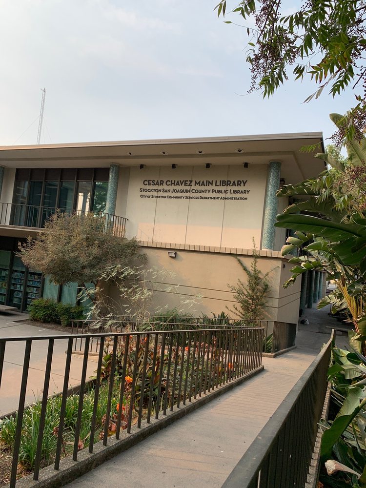 CESAR CHAVEZ CENTRAL LIBRARY - Updated October 2024 - 68 Photos & 20 ...