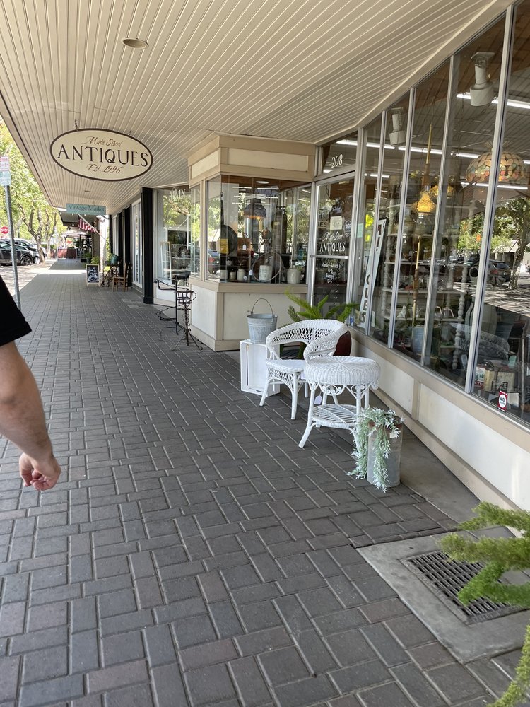 MAIN STREET ANTIQUES - Updated May 2025 - 25 Photos & 20 Reviews - 208 ...