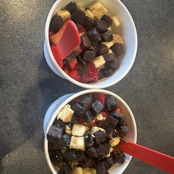 RED LINE FROZEN TREATS - Updated March 2026 - 100 Photos & 39 Reviews ...