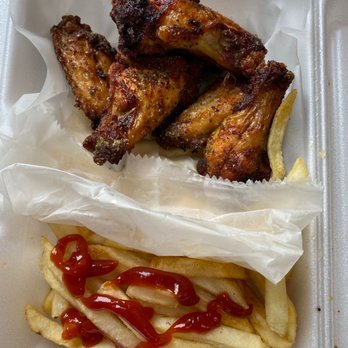 R&R EXTREME WINGS - Updated October 2025 - 138 Photos & 151 Reviews ...