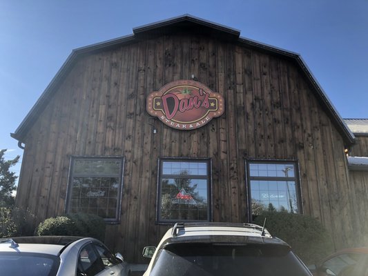 DAN’S PLACE - Updated May 2025 - 228 Photos & 291 Reviews - 880 Victory ...