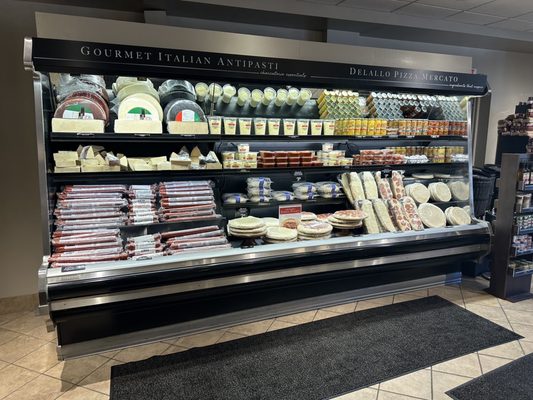 DELALLO ITALIAN MARKETPLACE - Updated June 2026 - 166 Photos & 155 ...