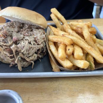 CARROLL’S BARBEQUE - Updated July 2025 - 146 Photos & 225 Reviews - 39 ...