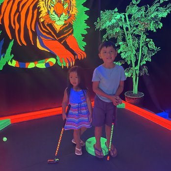 GLOW PUTT MINI GOLF - Updated December 2025 - 169 Photos & 119 Reviews ...