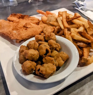 THE FISH MARKET RESTAURANT - 139 Photos & 109 Reviews - 1681 Hwy 31 ...