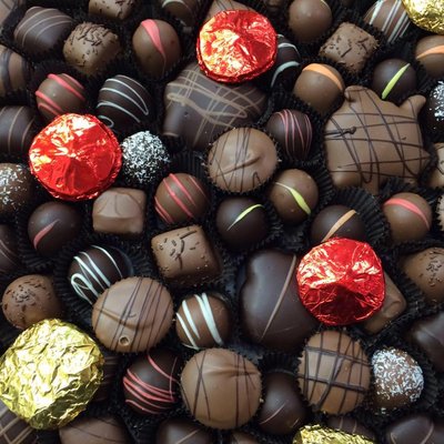 CAPE COD CHOCOLATIER - Updated October 2025 - 12 Photos & 17 Reviews ...