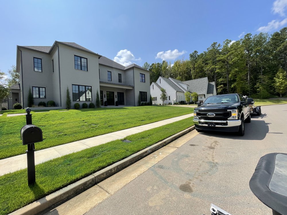 PUGH’S RESIDENTIAL SPRAY - Updated November 2024 - 15 Photos - 2435 ...