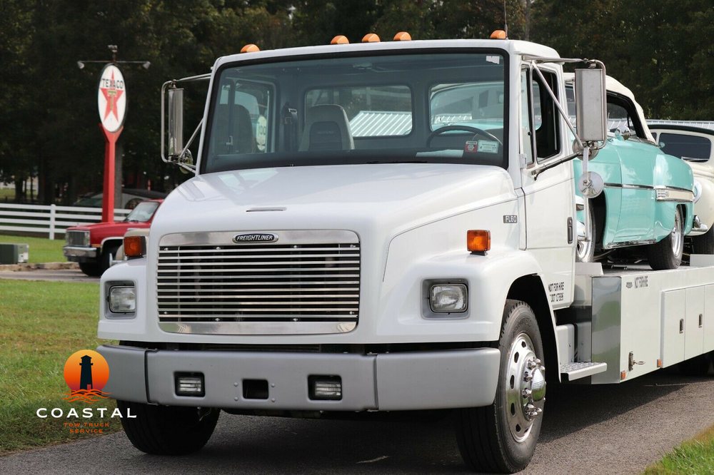 COASTAL TOW TRUCK SERVICE - Updated March 2024 - 10 Photos - 2800-1055 ...