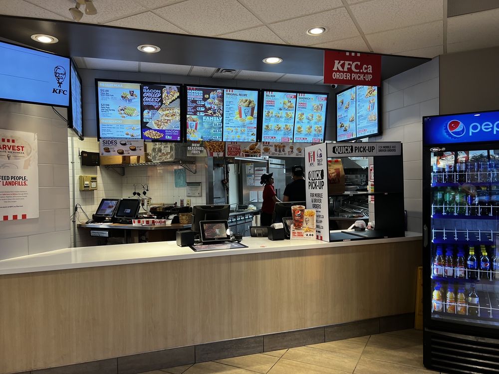 KFC - Updated October 2024 - 16 Photos & 11 Reviews - 405 Martin Street ...