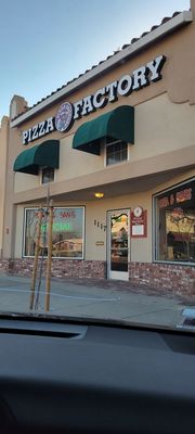 PIZZA FACTORY - 40 Photos & 40 Reviews - 1117 Whitley Ave, Corcoran ...