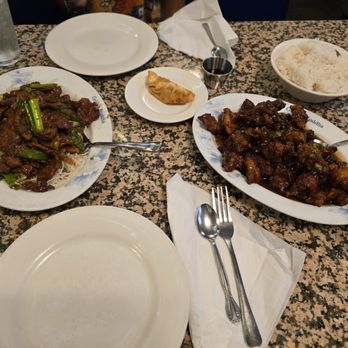 GOLDEN BUDDHA RESTAURANT - Updated March 2025 - 397 Photos & 541 ...