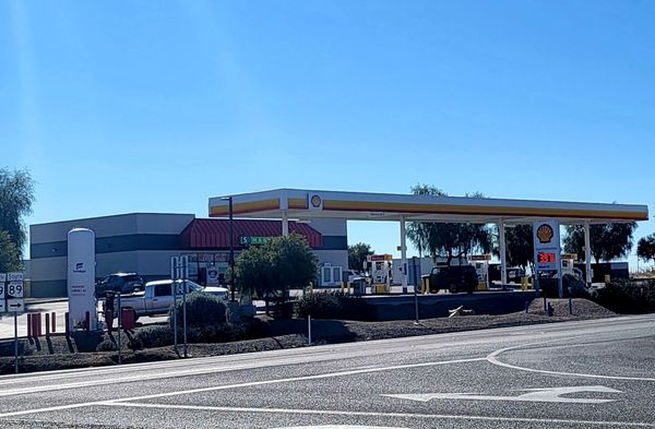 SHELL - Updated May 2025 - 10 Reviews - 26725 S Hwy 89, Congress ...