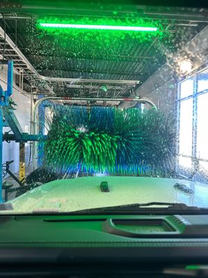 GREEN CLEAN EXPRESS AUTO WASH - NORTH MILITARY - Updated October 2025 ...