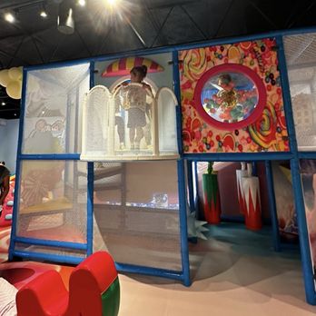 CANDY WONDERLAND - Updated October 2024 - 46 Photos & 31 Reviews ...