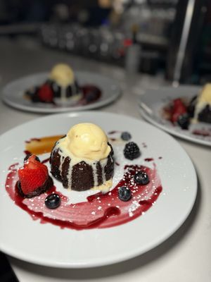 LA PIAZZA RESTAURANT - Updated December 2025 - 118 Photos & 44 Reviews ...