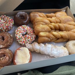 RALPHS DONUT SHOP - Updated June 2025 - 96 Photos & 206 Reviews - 59 S ...