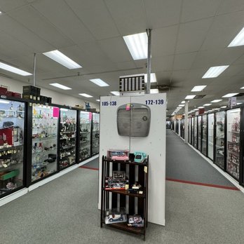 OHIO VALLEY ANTIQUE MALL - Updated September 2025 - 330 Photos & 108 ...