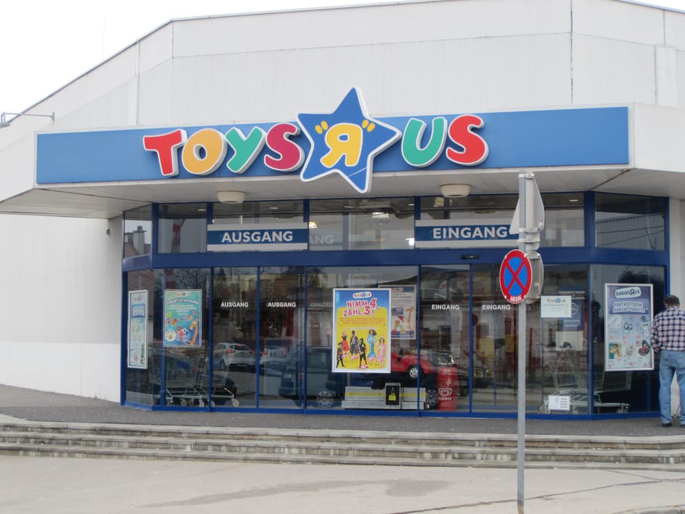 TOYS”R”US - Mariazeller Str. 120, St. Pölten, Niederösterreich, Austria ...