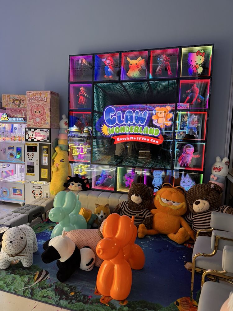 CLAW WONDERLAND - Updated October 2025 - 52 Photos & 33 Reviews - 9968 ...