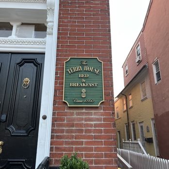 TERRY HOUSE BED & BREAKFAST - Updated January 2026 - 36 Photos & 16 ...