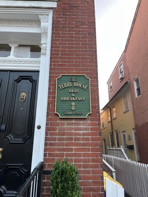 TERRY HOUSE BED & BREAKFAST near you at 130 Delaware St, New Castle ...