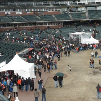 SAN FRANCISCO GIANTS FANFEST - Updated August 2025 - 183 Photos & 29 ...