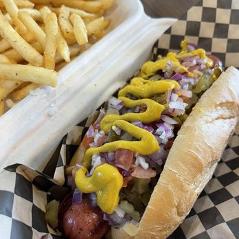 OAK TREE STATION - Updated October 2025 - 114 Photos & 73 Reviews ...