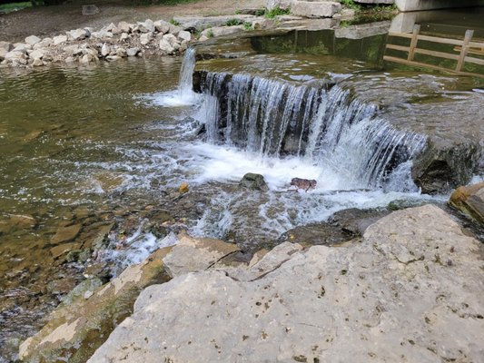 CREEKSIDE - Updated July 2025 - 57 Photos & 28 Reviews - Mill St ...