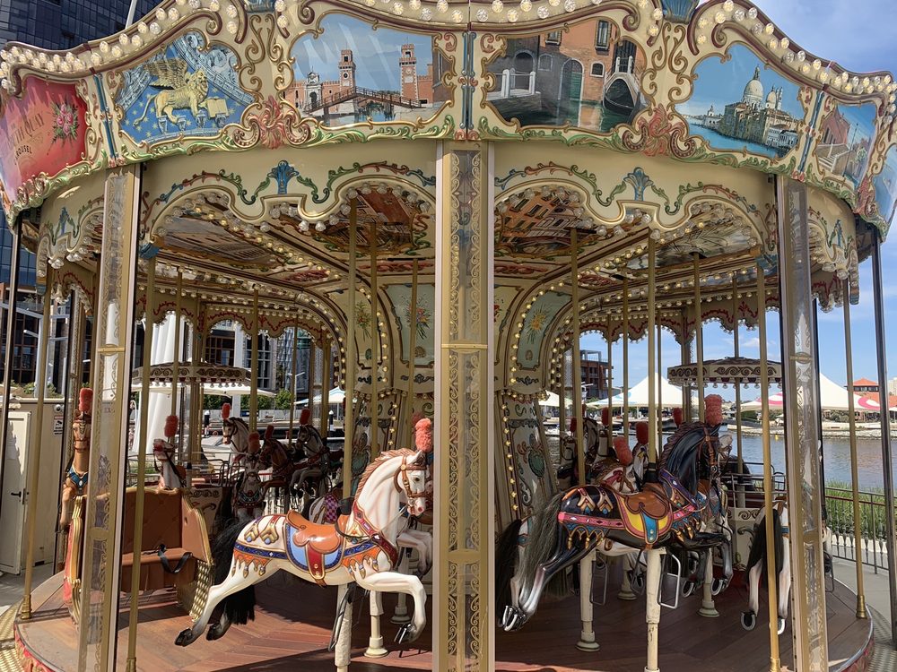 ELIZABETH QUAY CAROUSEL - Updated June 2025 - Elizabeth Quay, Perth ...