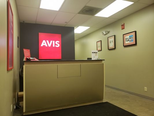 AVIS RENT A CAR - Updated October 2025 - 21 Reviews - 328 E Crockett St ...