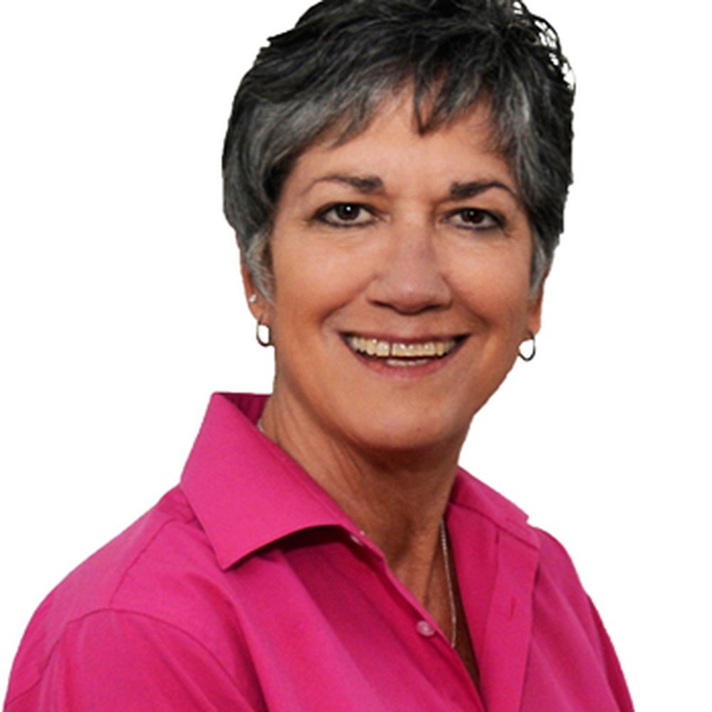 Beverly Bray's Instagram, Twitter & Facebook on IDCrawl