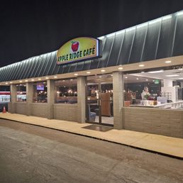 APPLE RIDGE CAFE - Updated October 2025 - 110 Photos & 210 Reviews ...
