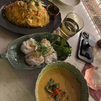 THA PHRAYA - Updated June 2024 - 148 Photos & 26 Reviews - 1553 2nd Ave ...